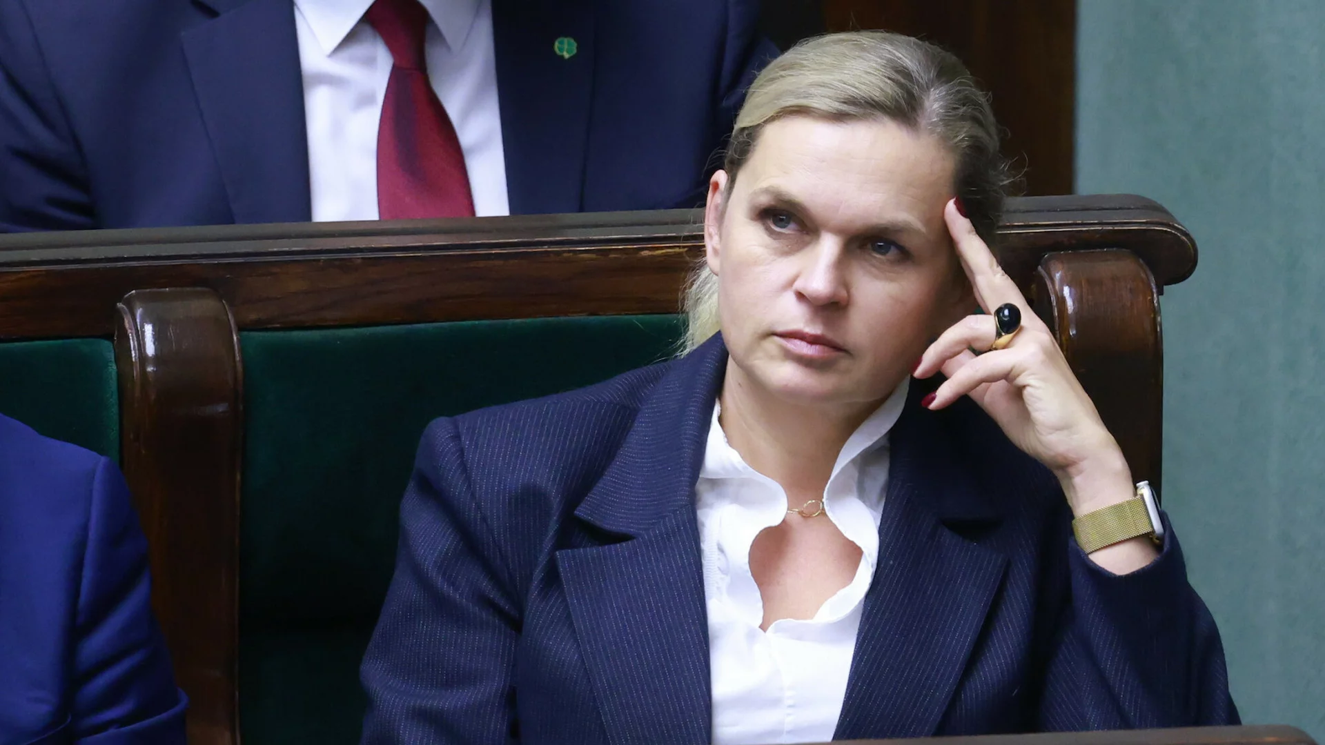 MEN odpowiedziało, czy prace domowe wrócą do szkół. Sondaże wskazują jasno | MamaDu.pl